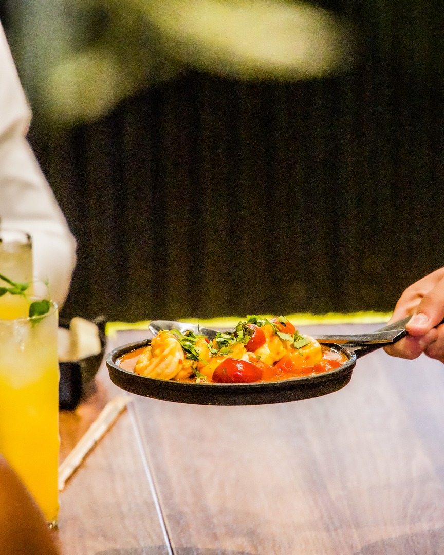 Restaurant — VERSATILE
